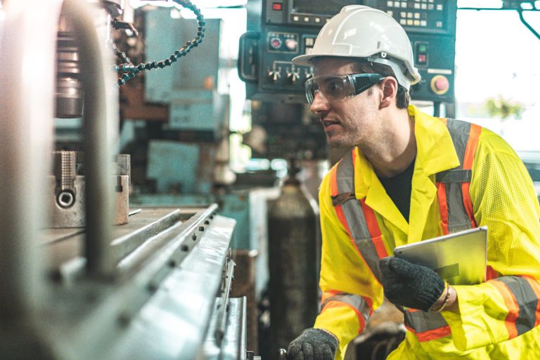 BOM（部品表） | クラウドBOM（部品表）サービス Celb（セルブ）